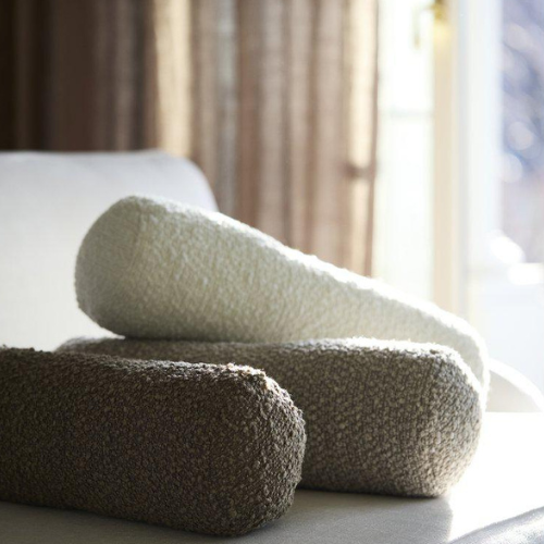 Trond, Hvid pynte pude, - PUDER & PLAIDER - DeCoHouse